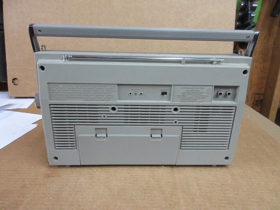 1980s GE General Electric 3-5254a Boom Box AM/FM Radio Cassette Player ...