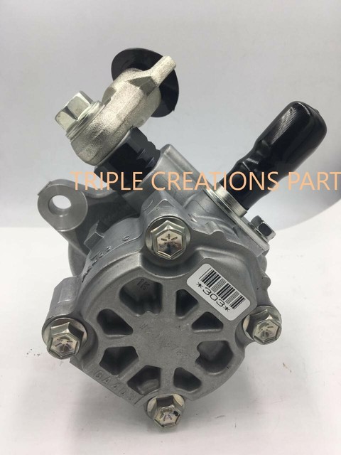 Parts & Accessories 81570-60030 OEM GENUINE TOYOTA LAND CRUISER LAMP ...