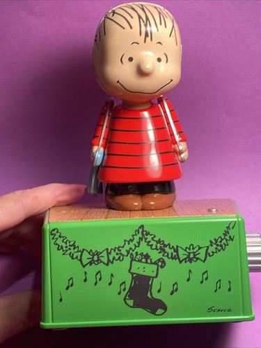 Hallmark Dance Party Music & Motion Peanuts Band LINUS 2011 | eBay