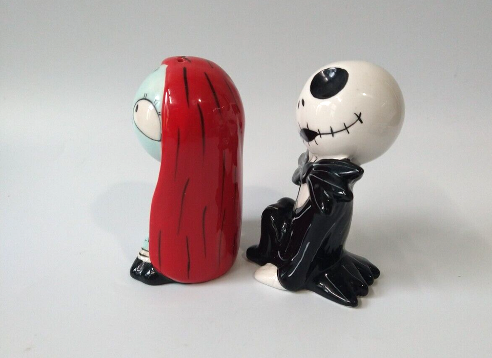 The Nightmare Before Christmas Jack Skellington and Sally Salt & Pepper ...