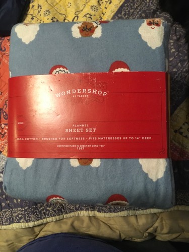 Holiday Pattern Santa & Mrs. Claus Flannel Sheet Set - WonderShop King ...