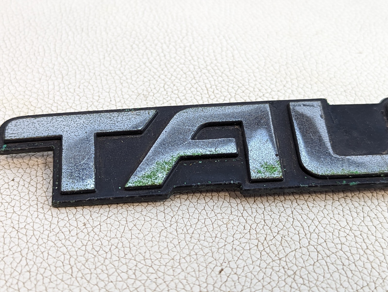 Ford Taurus trunk emblem badge decal logo symbol OEM Genuine Original ...