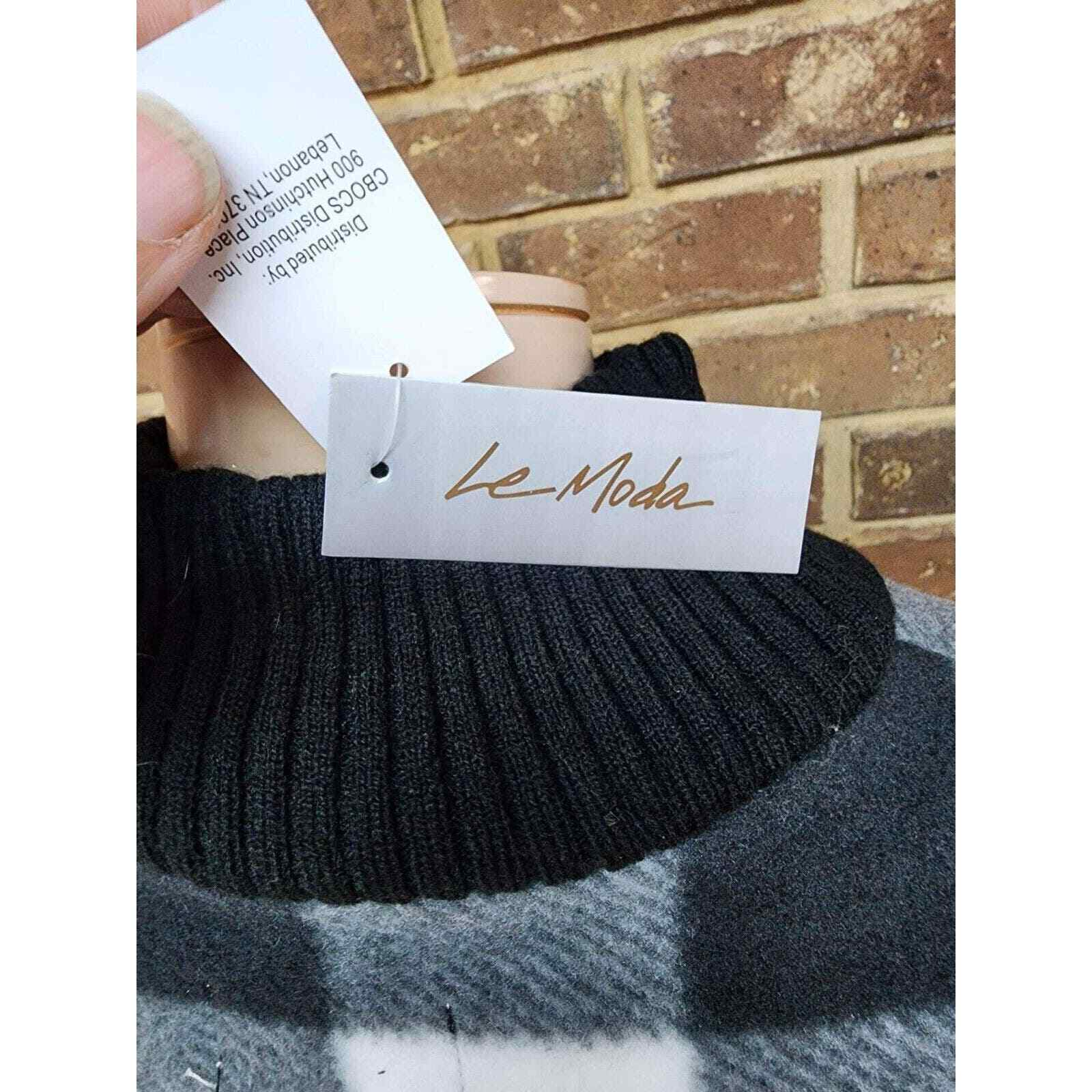 NEW Le Moda Fleece white/Black Plaid Side Button Cape Wrap Poncho One ...