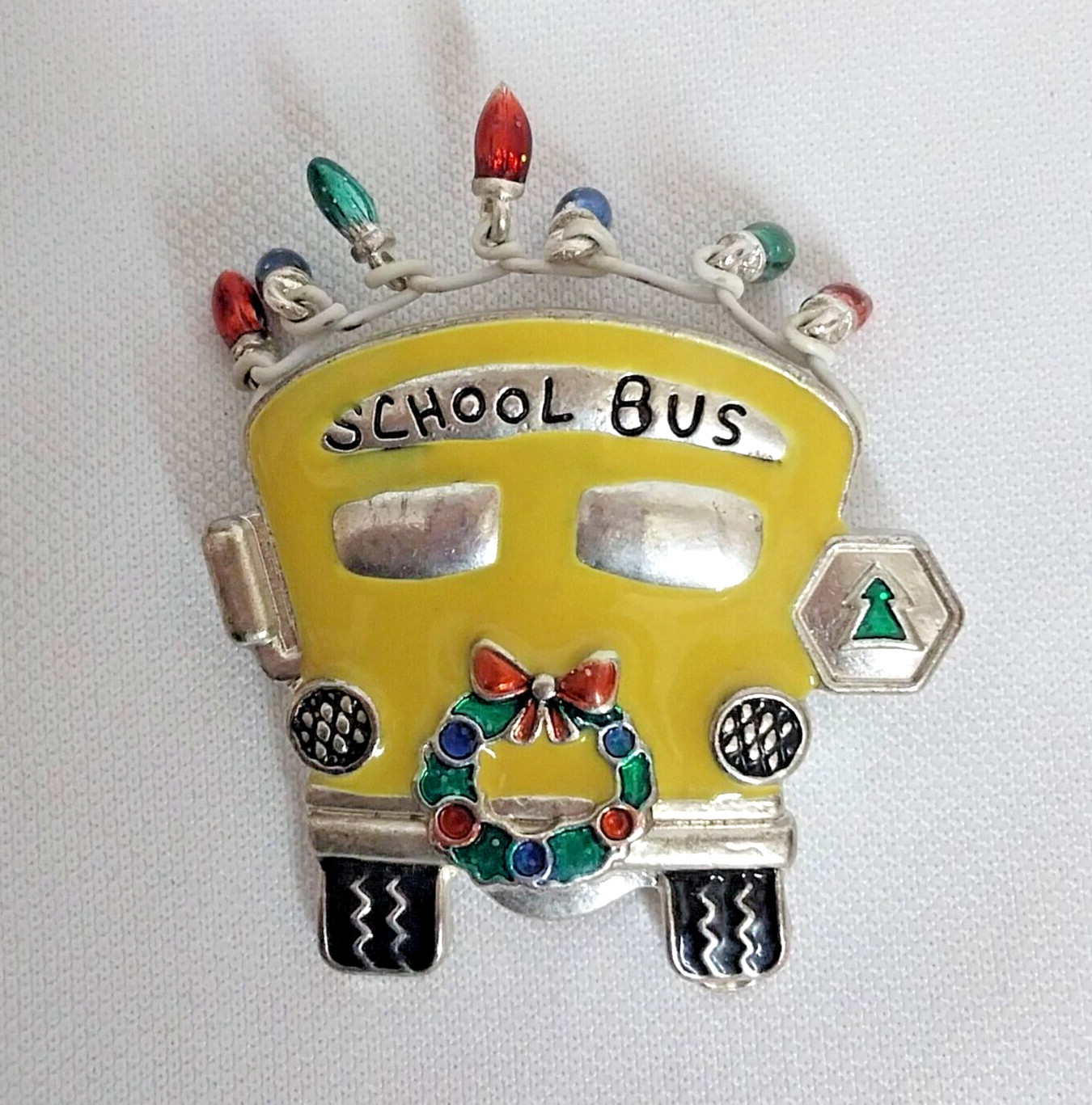 Vintage Christmas School Bus Brooch Pin Lights Wreath… - Gem