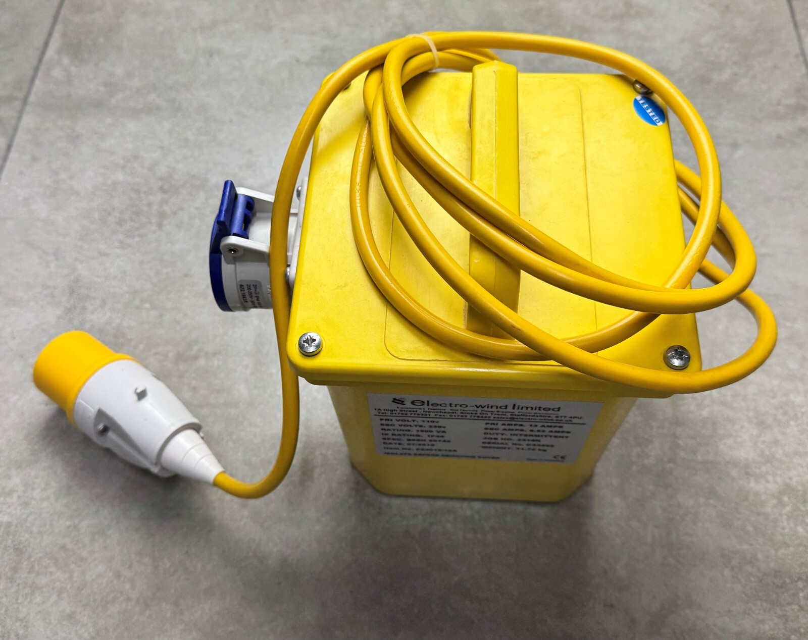 110/230V 1.5KVA Intermittent rated portable isolation transformer 1 x ...