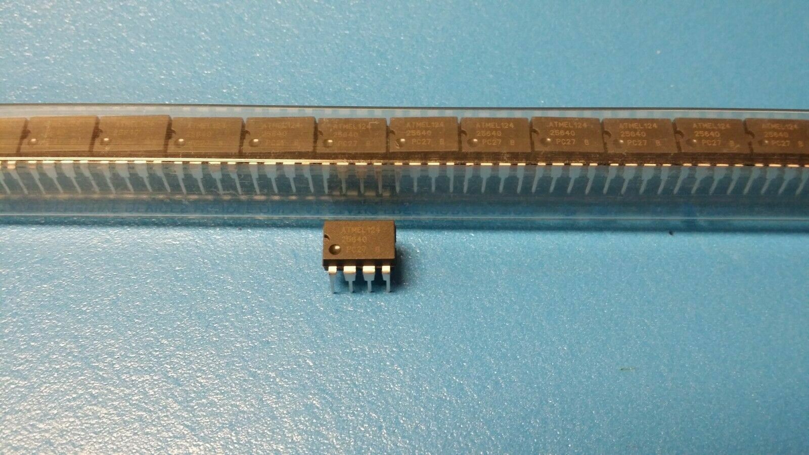 (10 PCS) AT25640-10PC-2.7 ATMEL IC EEPROM 64K SPI 3MHZ 8DIP | eBay