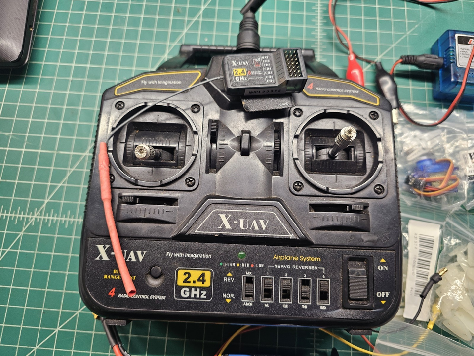 R/C Airplane Parts Lot Includes 4 New HXT900 Servos,Charger,Motor+ESC ...