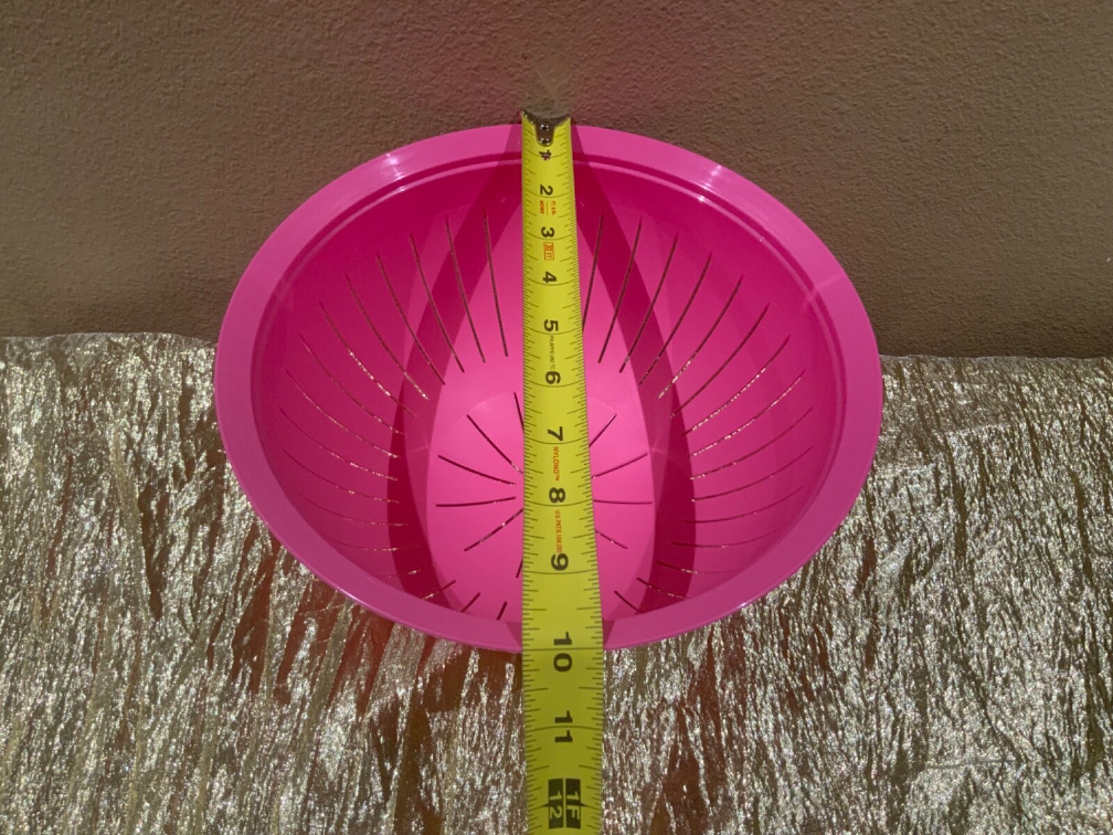 New Big Tupperware Impressions Colander/Strainer 4.3L beautiful Pink ...