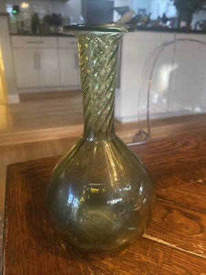 Vintage Jamestown Glasshouse Colonial Green BOTTLE hand blown art glass ...