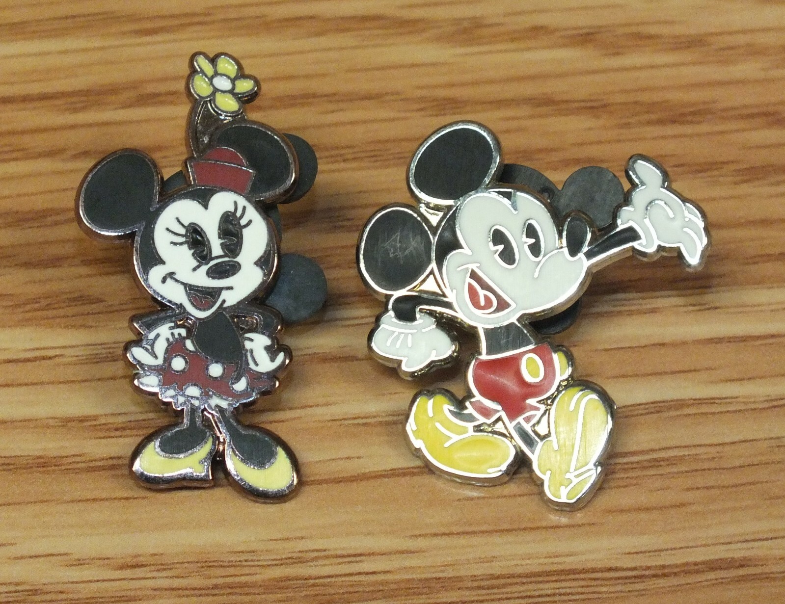 Set of 2 Classic Pie Eyed Mickey & Minnie Mouse Shanghai Disney Resort ...