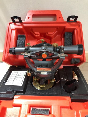 Surveying Equipment David White Instruments Universal Realist 8300 ...