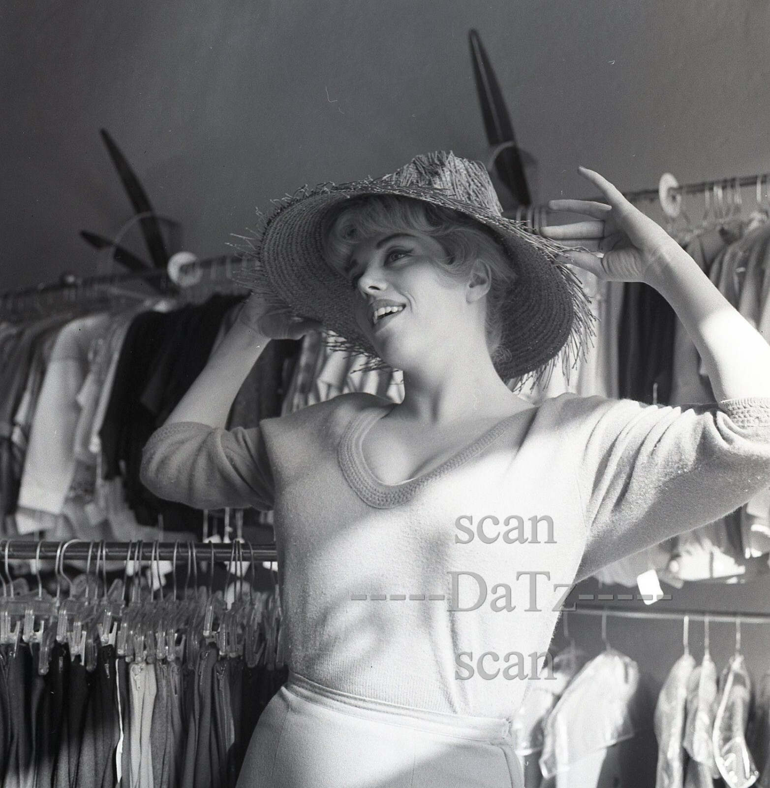 1950s Vogel Negative-busty blonde pinup girl Shirley Quimby-cheesecake ...