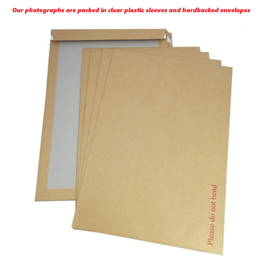 German soldiers with captured American weapons , 1944 • WW2 Photo ...