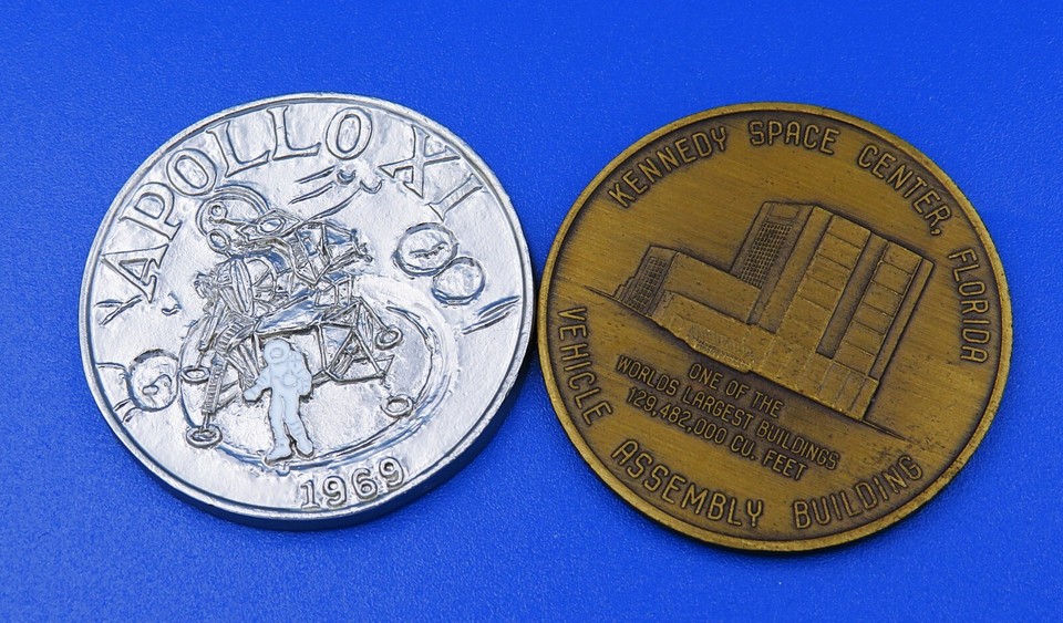 NASA Medallion Pair vtg Apollo 11 35th Vehicle Assembly Building Saturn ...