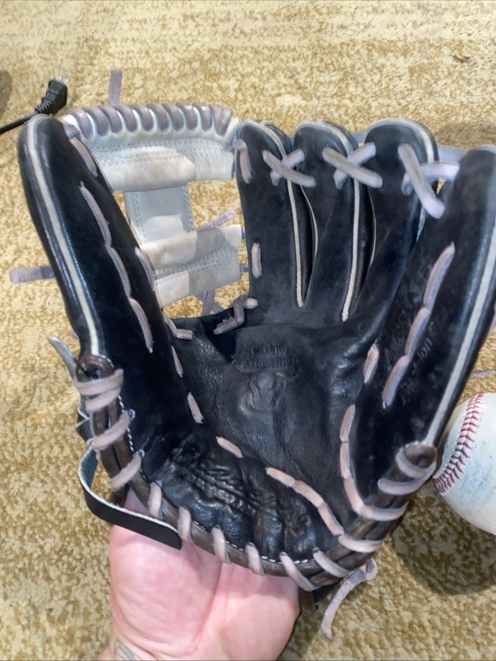 Akadema Professional Series ACS115 11.25" Baseball Glove Right Handed ...