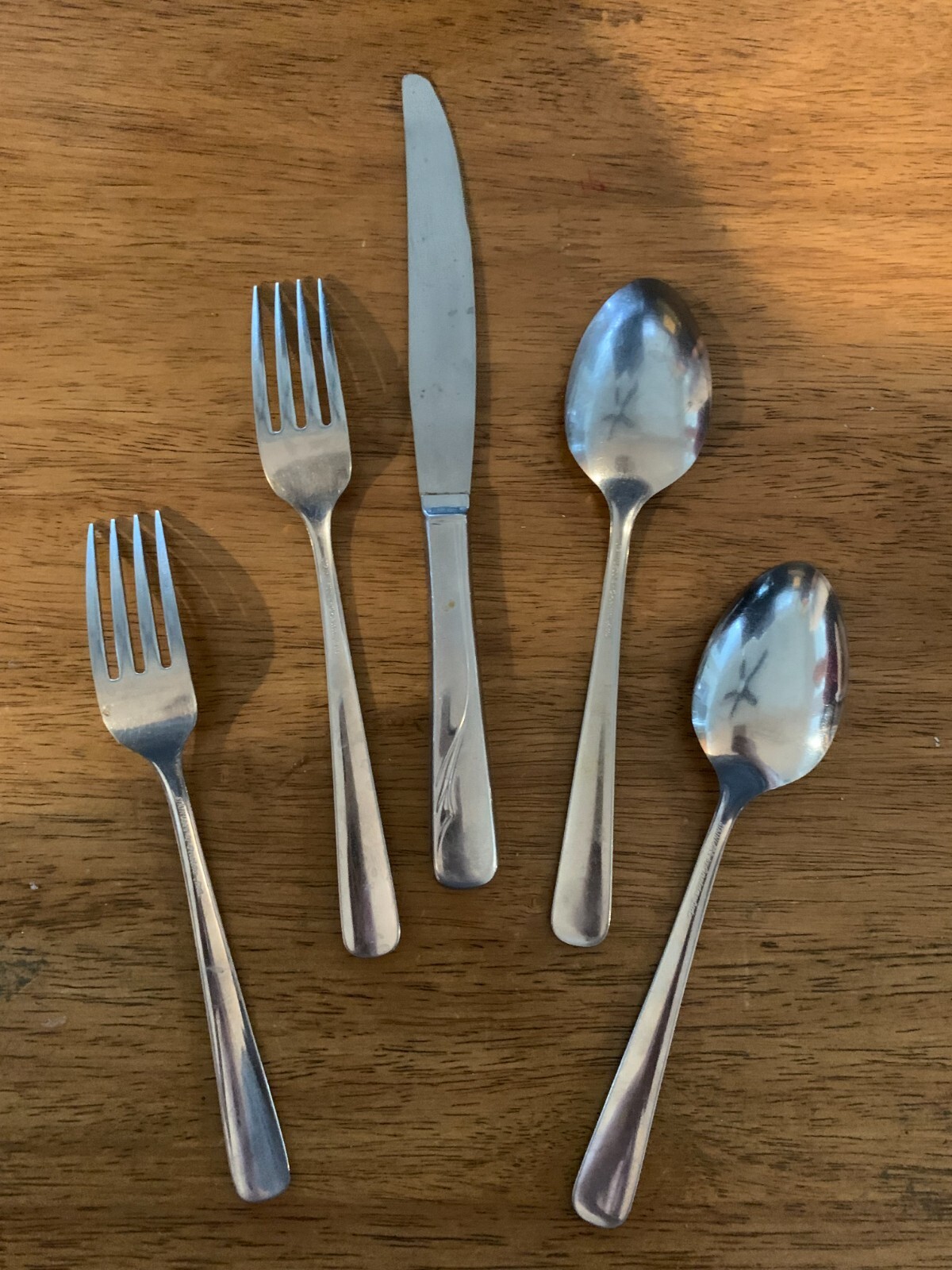 Oneida Set of 5 OCEANIC pattern Stainless 1 Butter Knife 2 Spoons 2 ...