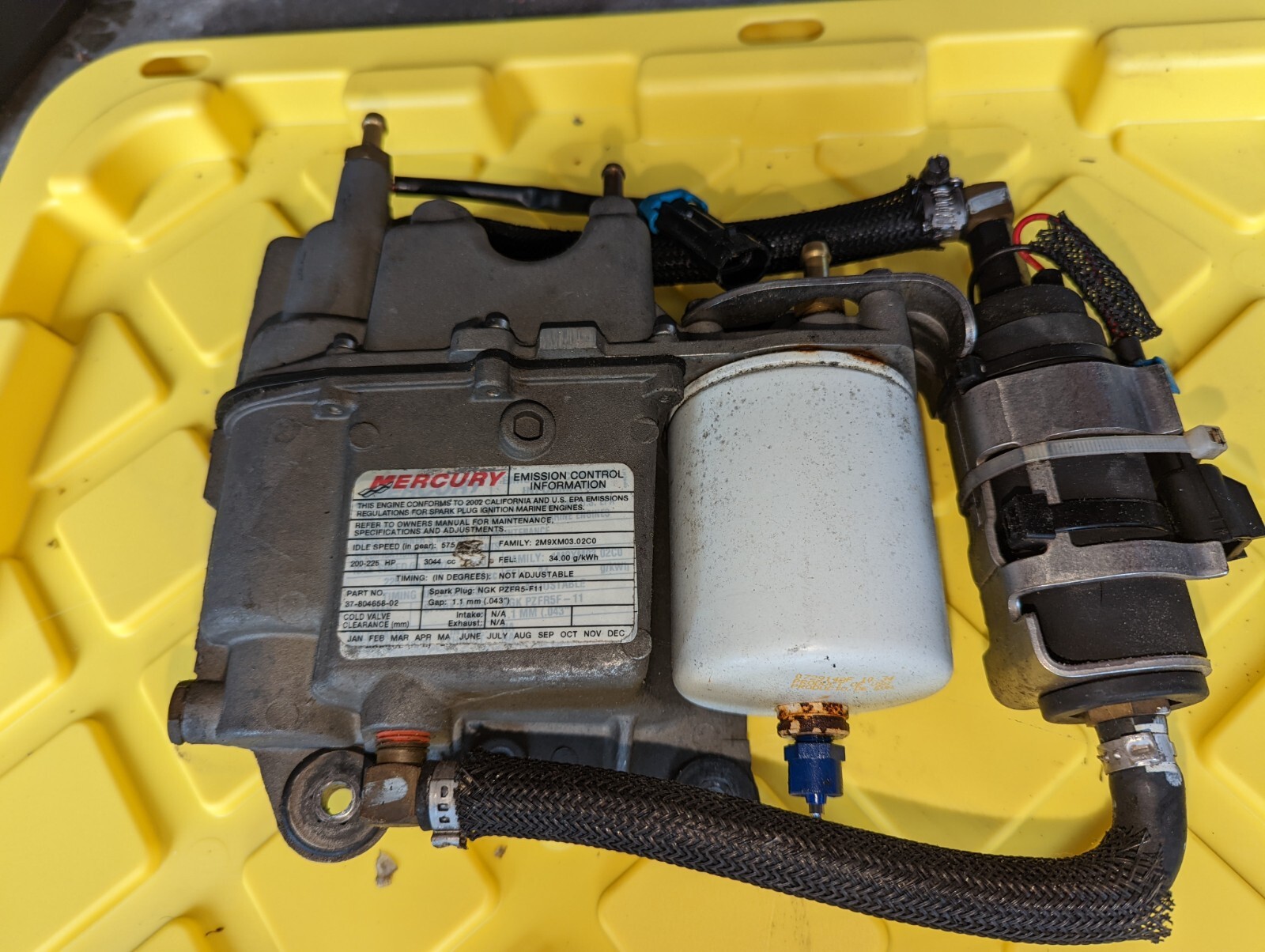 2001 Mercury Optimax VST Assembly Fuel Pump 200 225 | eBay