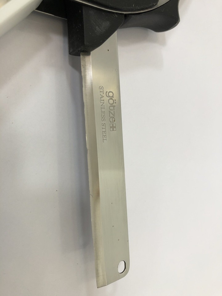 GOTZE Ultimate 2-IN-1 Knife & Scissors Cutting Board Stainless Smart ...