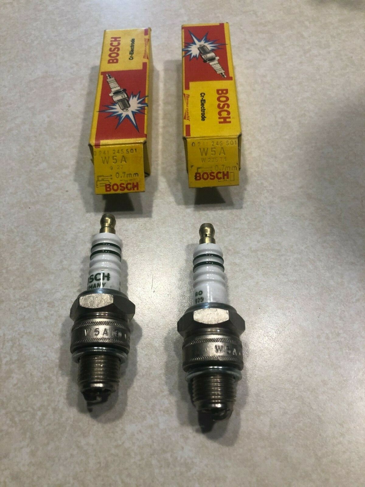 NEW BOSCH VINTAGE SPARK PLUGS W5A 10 PCS | eBay