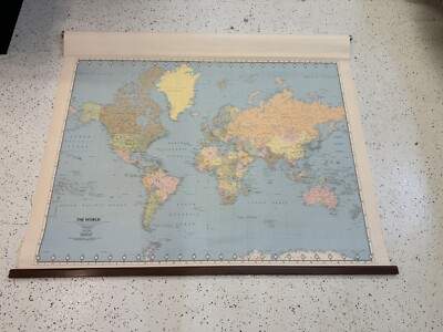 World Maps - Pull Down World Map