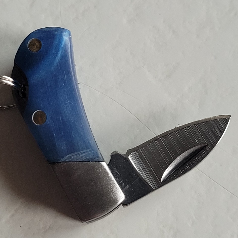 World's Smallest Working Pocket Knife Tiny Miniature REAL Blade ...