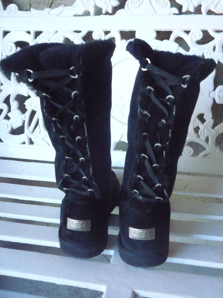 Celebrity own RARE Ugg tall black lace up/metal plate/sheep boots S/N ...