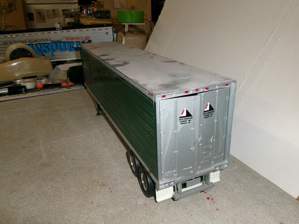 1/25 CHEVROLET CABOVER BUILT PLASTIC MODEL TRACTOR TRAILER - DECENT ...