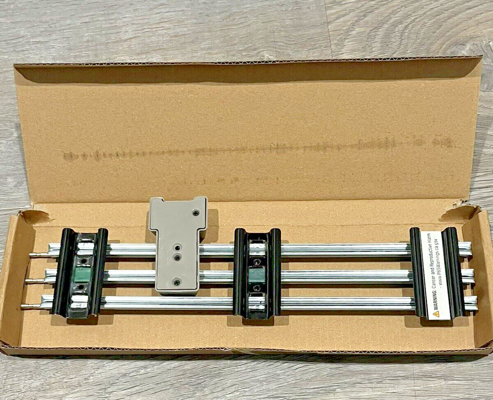 10" Straight O Gauge Tubular Track with Power Lock-On Menards Train ...