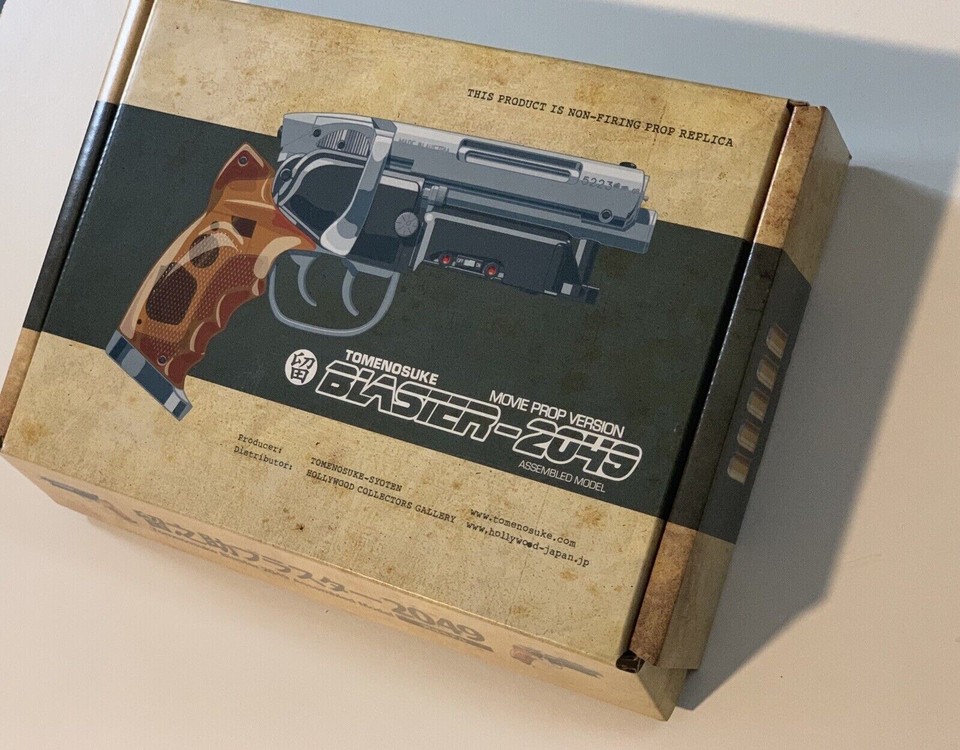 RARE BLADE RUNNER Tomenosuke 2049 Blaster Deckard NEW - Less Than 150 ...