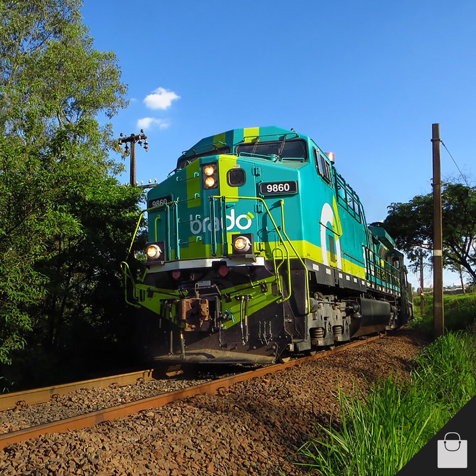 Frateschi Electric Locomotive AC44i Brado 3077 HO Miniature Brazilian ...