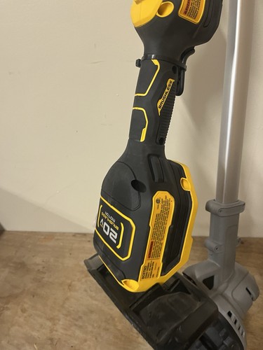 DEWALT DCST922B 20V MAX Li-Ion 14 in. Cordless String Trimmer (Tool ...