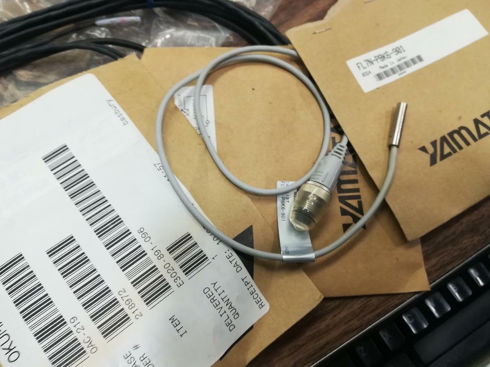 3 AZBIL YAMATAKE FL7N-P8K6-901 PROXIMITY SWITCH PROXY SENSOR OKUMA ...