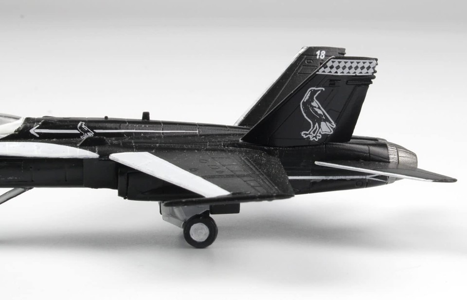 Platts 1/144 RAAF F/A-18A Hornet Black Magpie Royal Australian Air ...