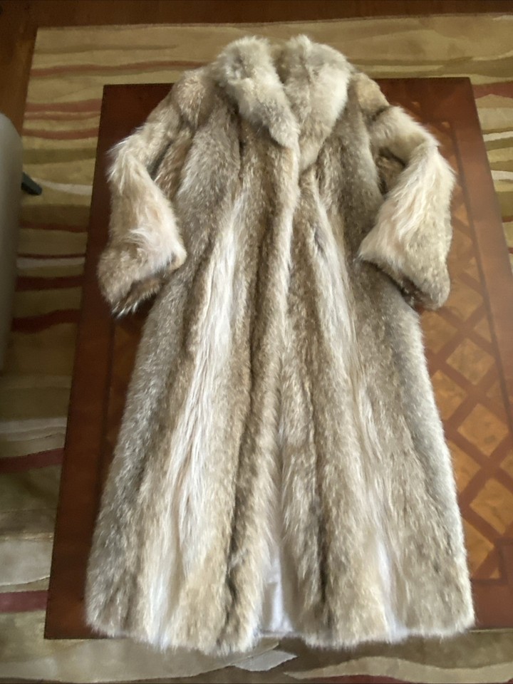 Genuine Coyote Fur Coat Size S-M Old Money Full Sleeve Maximalist ...