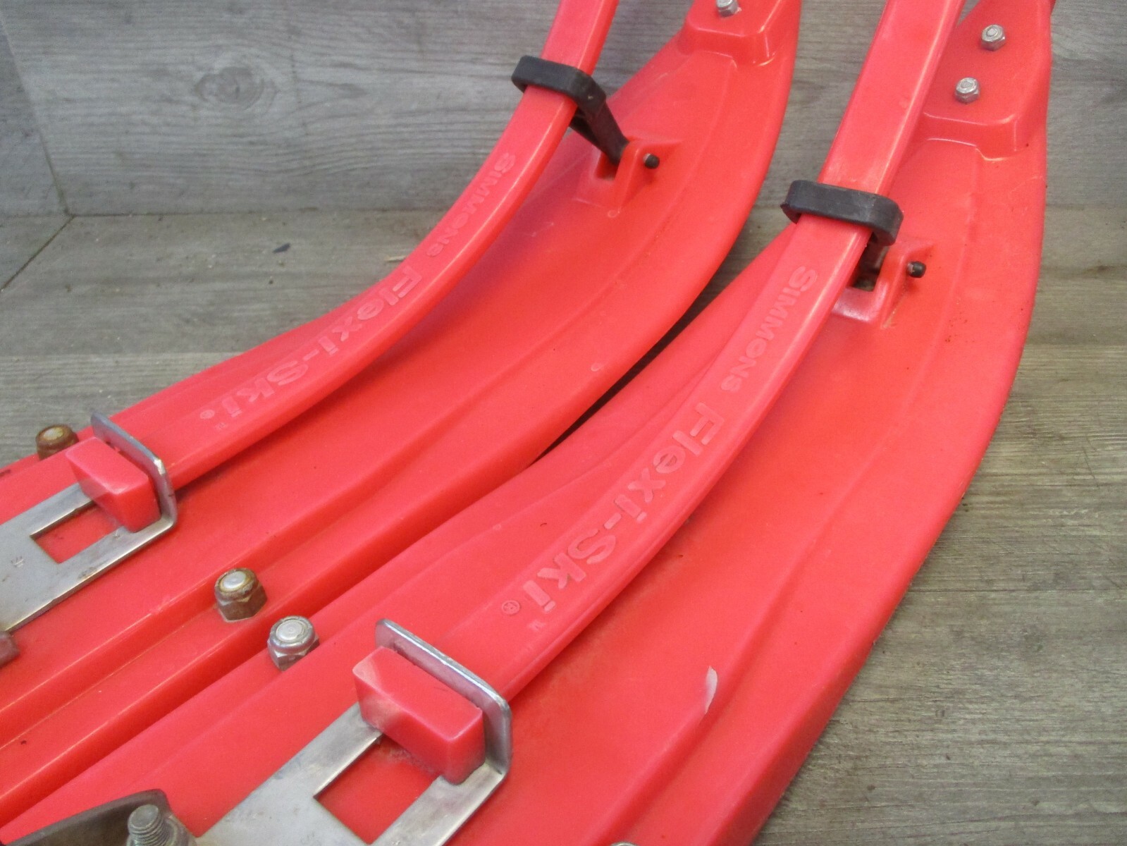 02 2002 Skidoo MXZ Summit 800 Snowmobile simmons Red Plastic Skis Skags ...