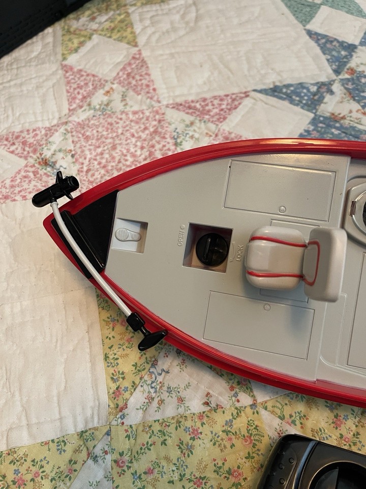 Bass Pro Shops Rare Nitro Z21 Radio Control Fishing Boat R/C model bass ...