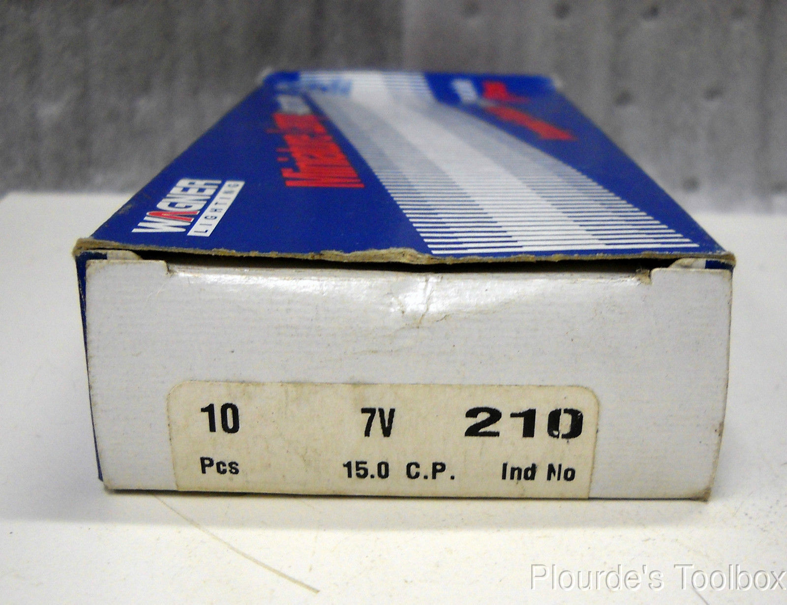 Lot of (4) Wagner Lighting 7V 210W T210 Automotive Miniature Lamps ...