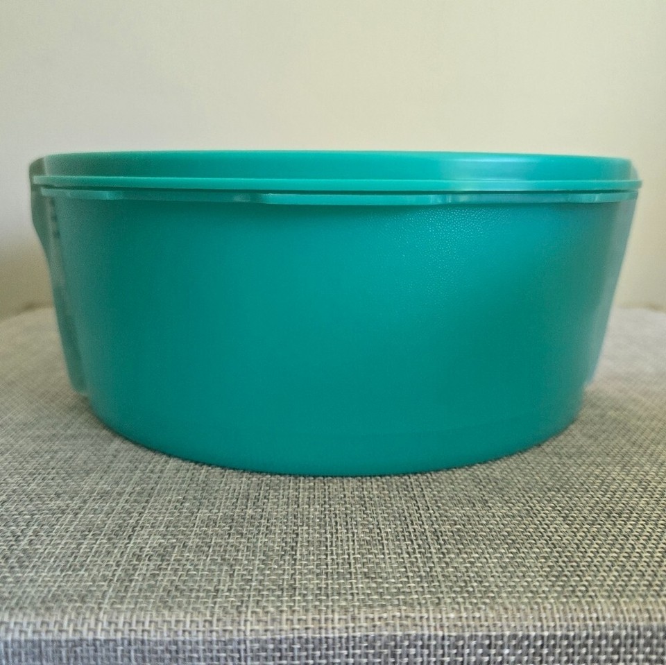 Vintage Tupperware Servalier Large Turquoise Blue Bowl Round Trusted ...