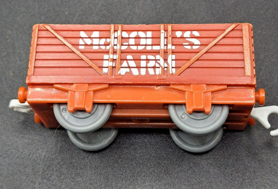 Trackmaster Thomas & Friends Train Engine Oliver Excavator Thomas 21 ...