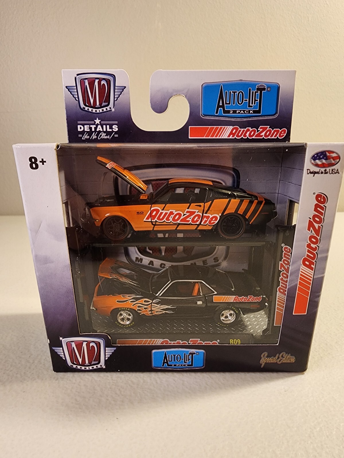 AutoZone Auto-Lift '68 Ford Mustang '71 Plymouth Hemi Cuda Diecast Cars ...