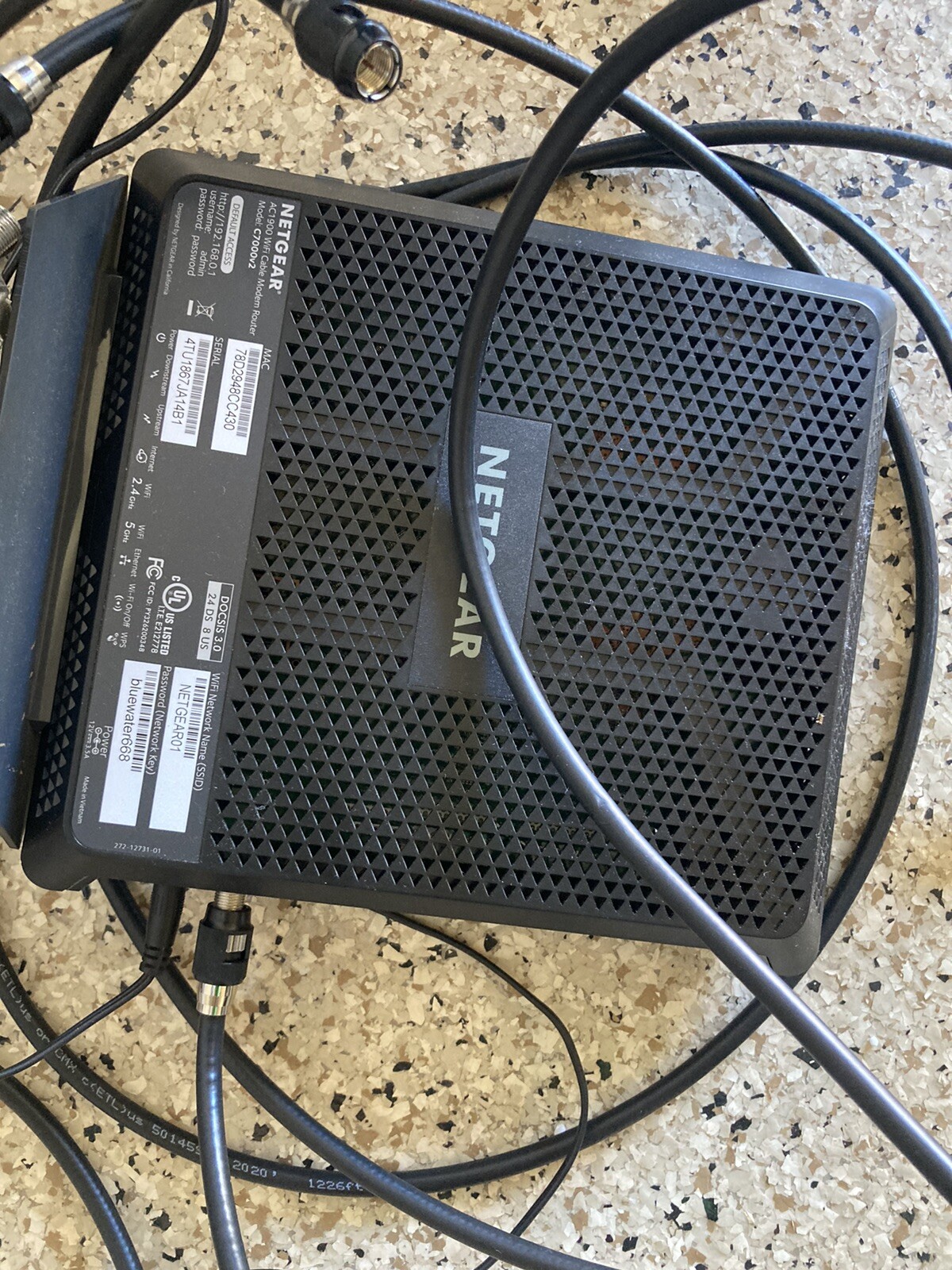 NETGEAR Nighthawk AC1900 Router DOCSIS 3.0 Cable Modem C7000V2 Very ...