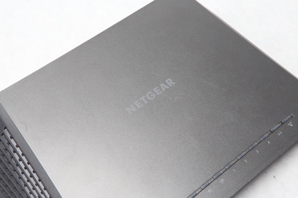 NETGEAR Nighthawk R7000P AC2300 Smart WiFi Router NO ANTENNA/PWR SUPPLY ...