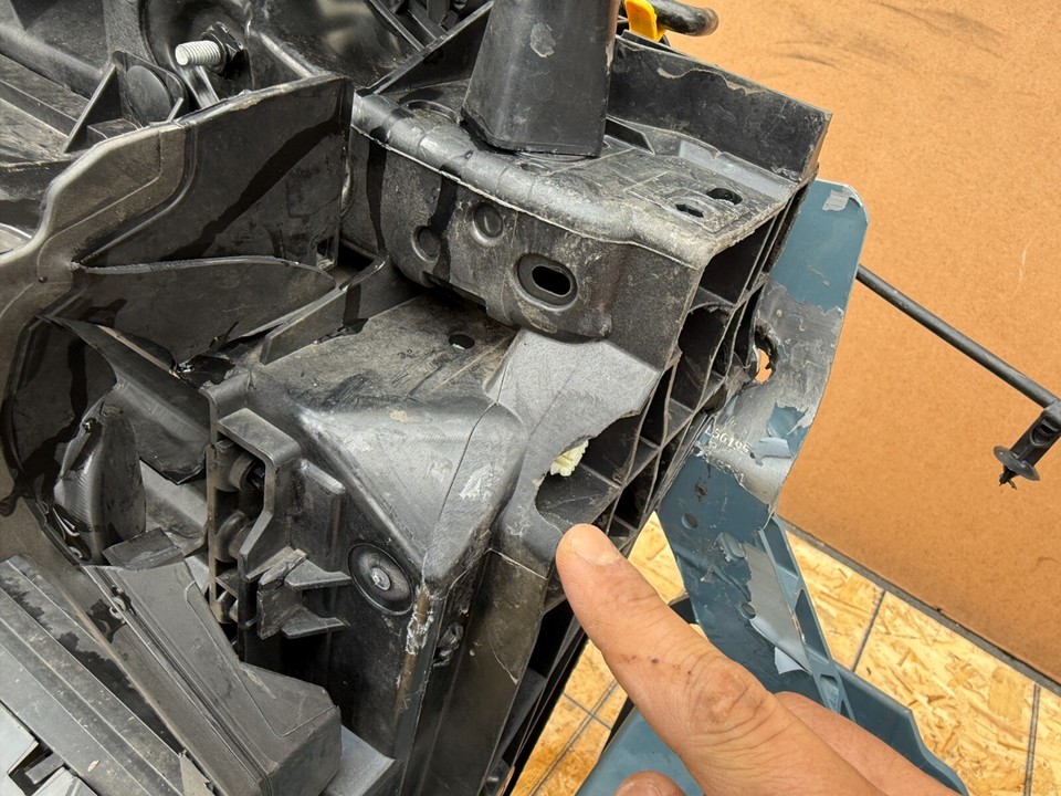 FORD BRONCO SPORT 21-25 OEM RADIATOR SUPPORT WITH RADIATORS ASSEMBLY | eBay