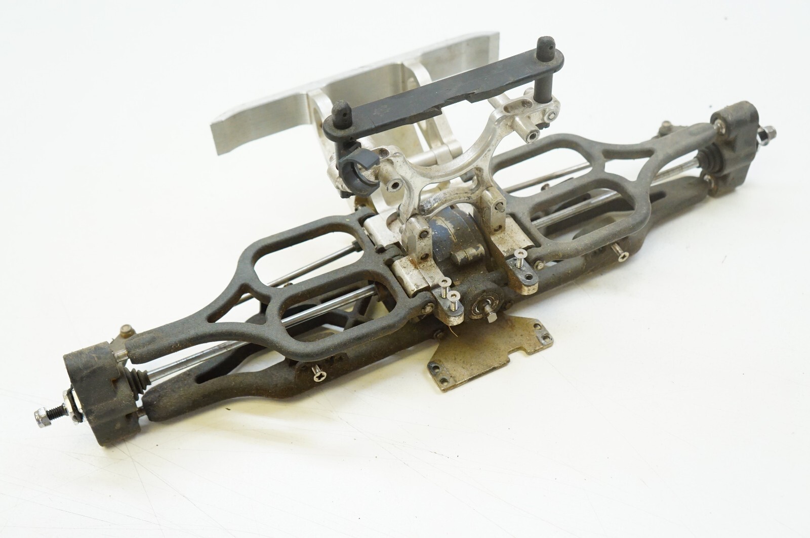 Traxxas T-Maxx 2.5 Supermaxx UE Hardcore HCR Aluminum bulkhead, tower ...