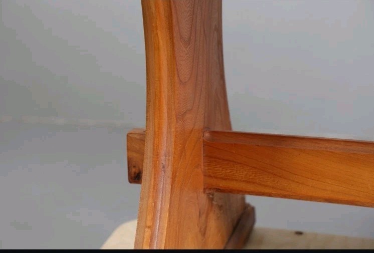 A PUGINESQUE ELM DINING TABLE And 4 CHAIRS | eBay UK