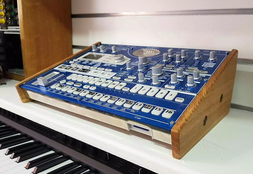 Korg Electribe ESX-1 / EMX-1 Solid Oak Stand – by Synths and Wood | eBay UK