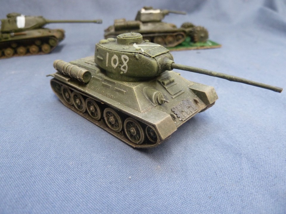 8x WW2 Soviet Tanks. T34, Su-76, JS2, BA64. 1/72 20mm. Painted. | eBay UK