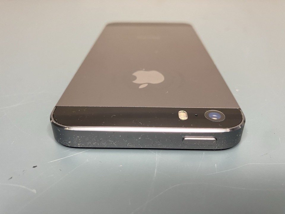 Apple iPhone SE A1533 16GB Space Gray - Locked - Works - No SIM | eBay