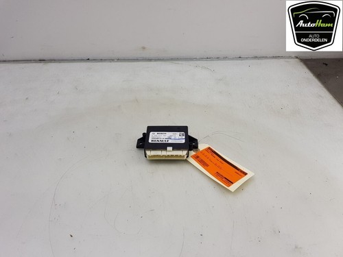 ORDINATEUR AIDE AU STATIONNEMENT Renault Megane IV Estate (RFBK) 2018 ...