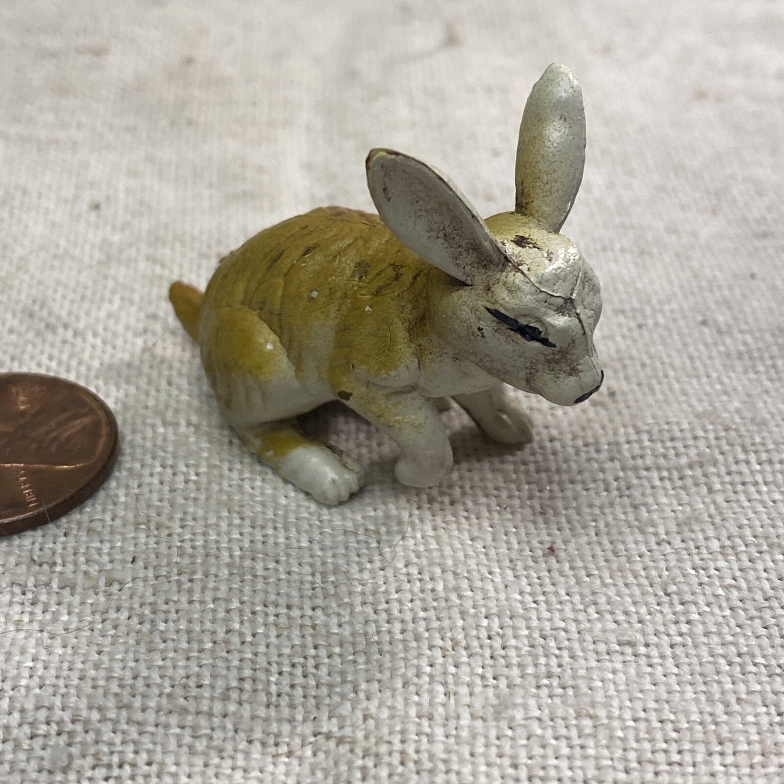 Vintage HK Hong Kong Plastic Rabbit Bunny Figurine old farm miniature ...